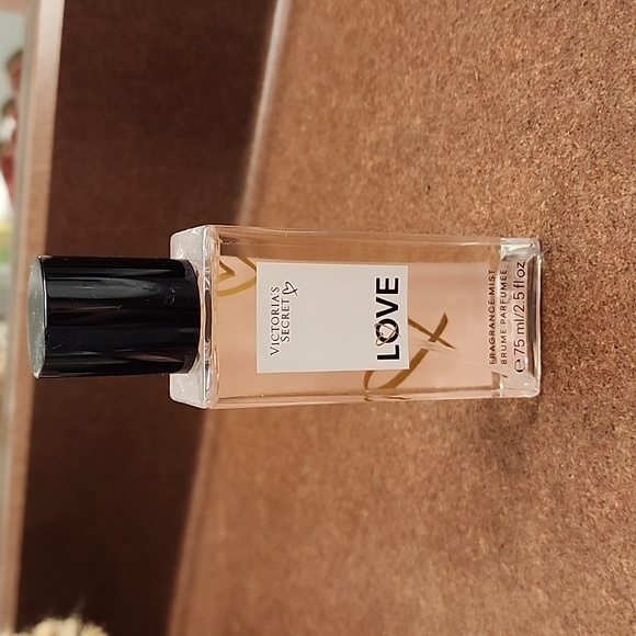 Victoria's Secret | Makeup | Victorias Secret Love Fragrance Mist 25 Fl ...